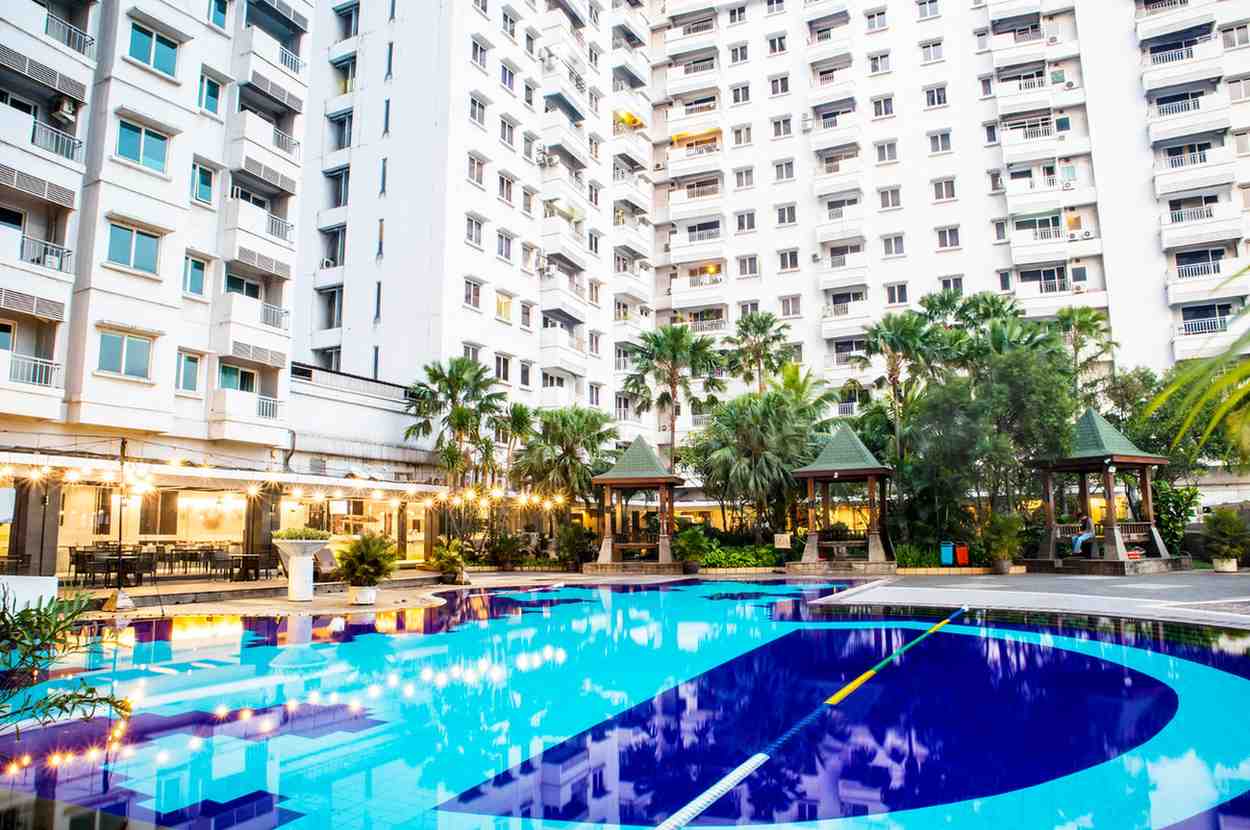 Grand Whiz Poins Square Simatupang Jakarta by Intiwhiz International